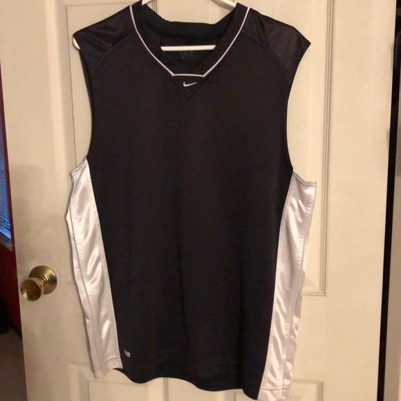 Shirts | Nike Hoop Tech Size Medium | Poshmark